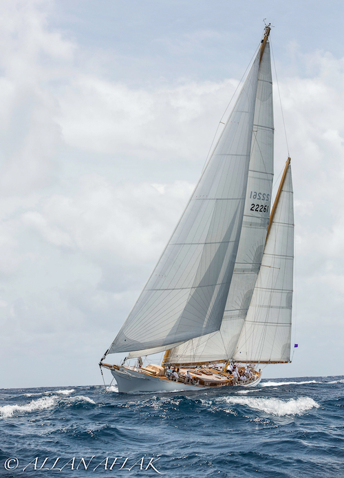 Antigua Classic Yacht Regatta 2015 – Whitehawk Wins the Panerai Trophy ...